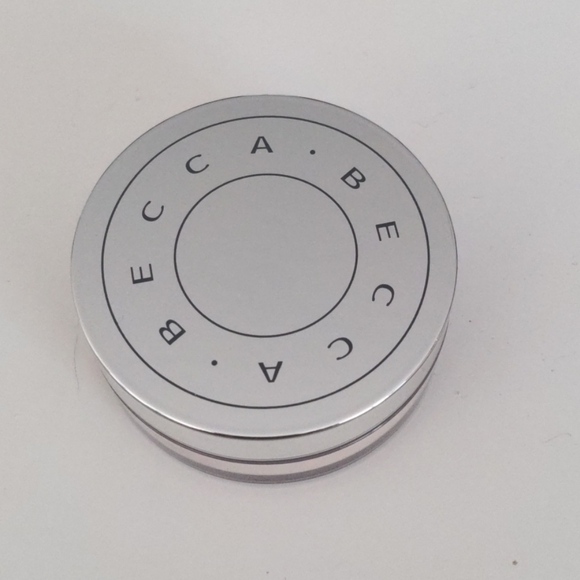 BECCA | Makeup | Setting Powder | Poshmark